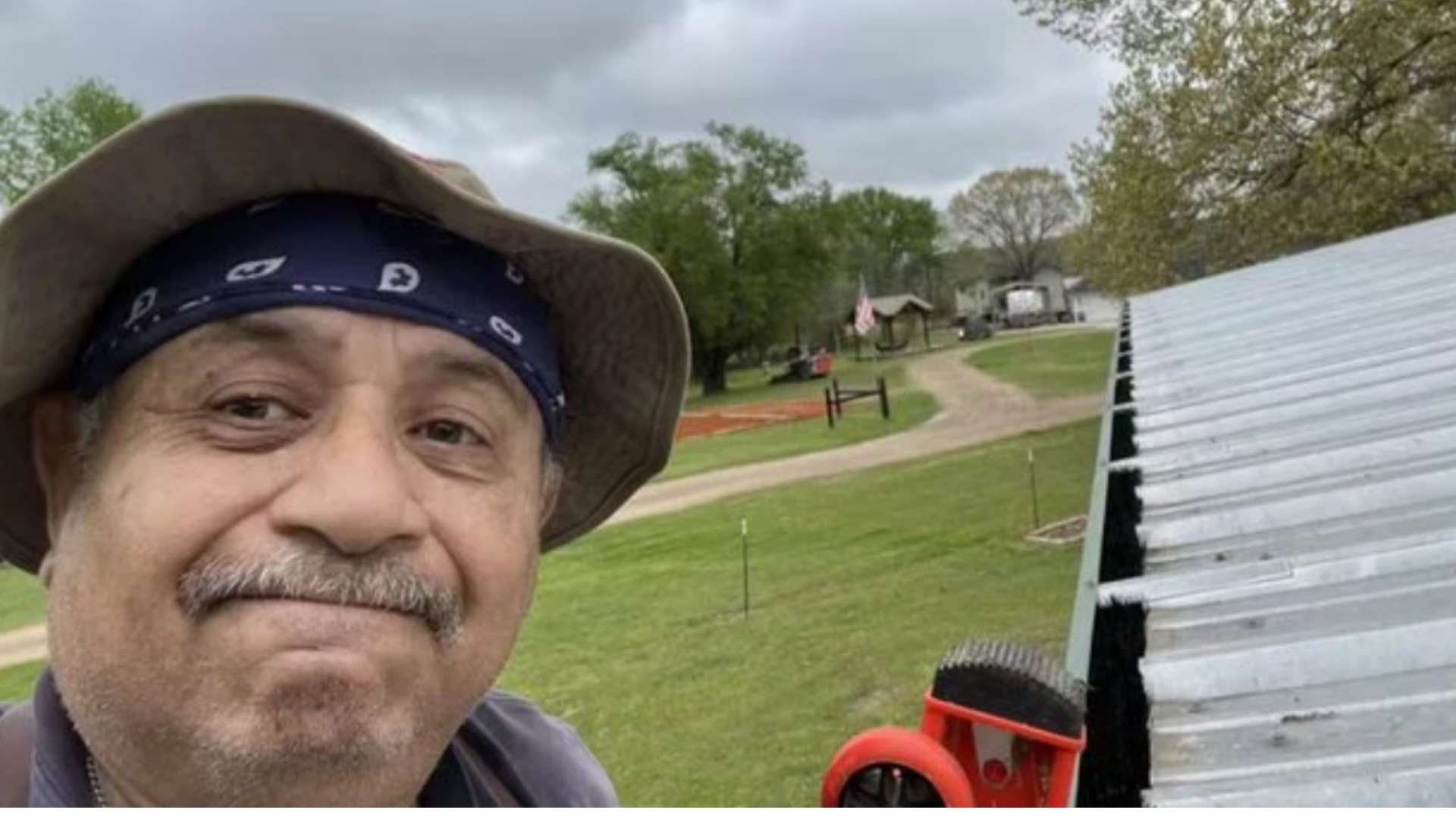 Super Gutter Leaf Guard for Pool Screen Enclosure Gutter – GutterBrush ...